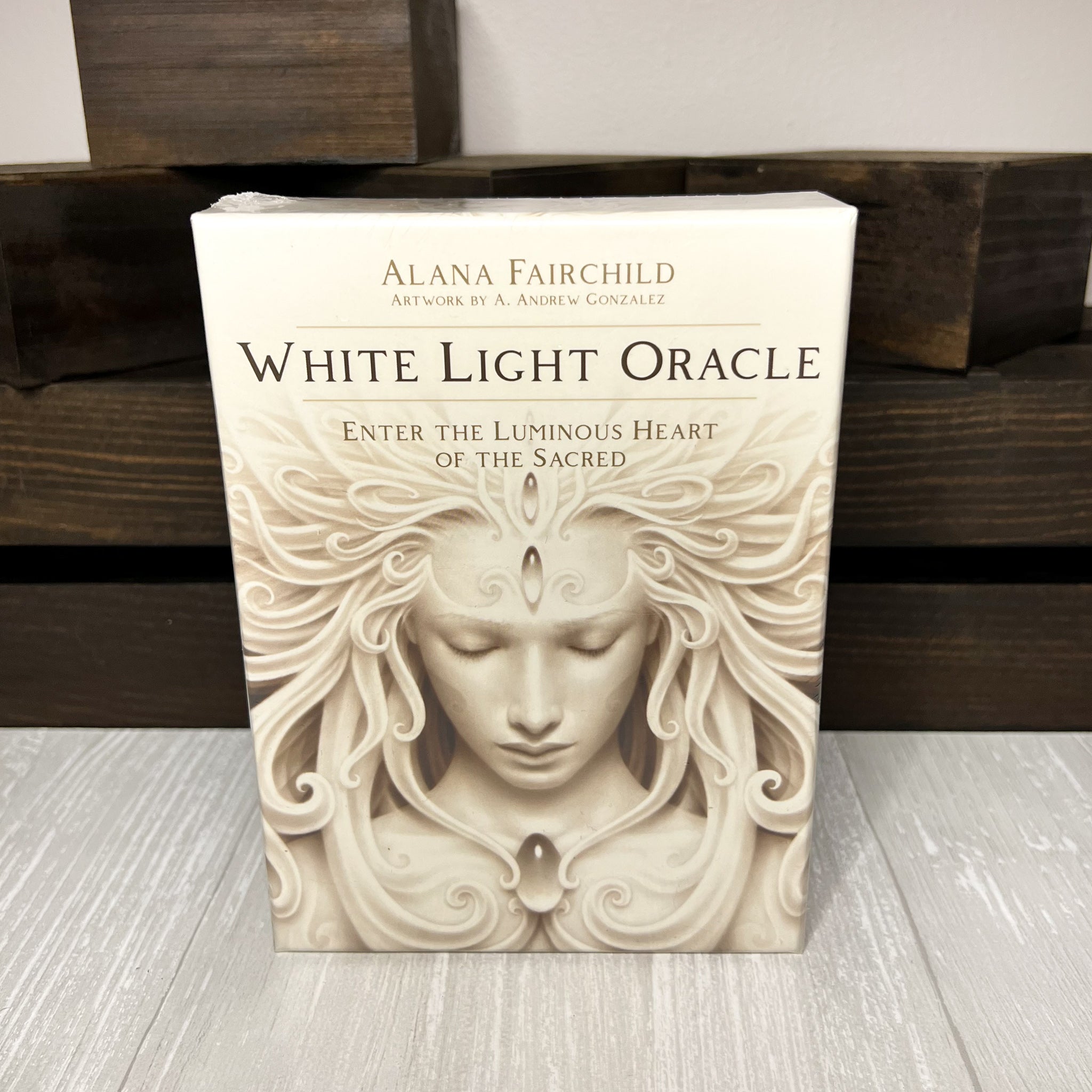 White Light Oracle – Threads of Tarot